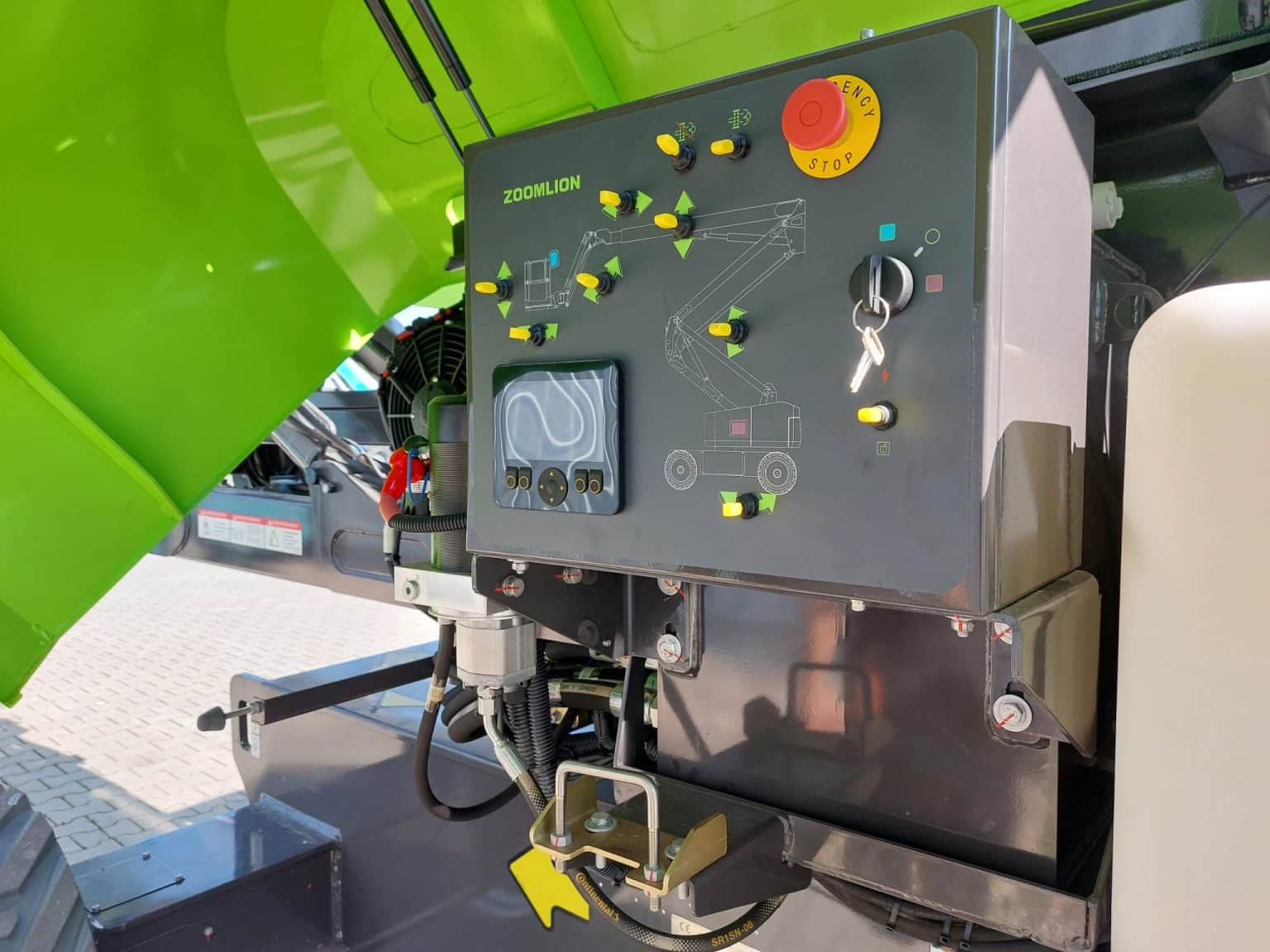 Zoomlion ZA20J rental - 4x4 telescopic boom lift